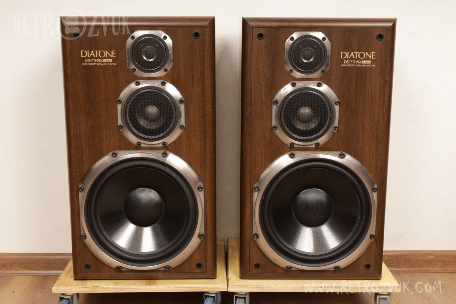 Diatone - Retrozvuk.com